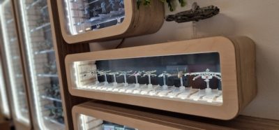 Artis Opus: Display Cabinets Kickstarter – Brückenkopf-Online.com – das ...